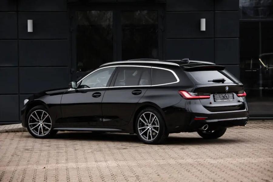 Melns BMW 320 2020 Jelgava, ar dzinēja tilpumu 2.00 L un nobraukumu 120 tūkst. km par 23800 €, foto 3 vietnē AUTOMOTO.COM.LV