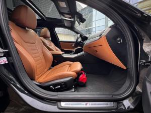 Melns BMW 320 2020 Rīga, ar dzinēja tilpumu 2.00 L un nobraukumu 165 tūkst. km par 22300 €, foto 24 vietnē AUTOMOTO.COM.LV