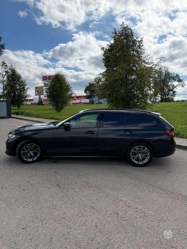 Melns BMW 320 2020 Šauļi, ar dzinēja tilpumu 2.00 L un nobraukumu 242 tūkst. km par 17500 €, foto 5 vietnē AUTOMOTO.COM.LV