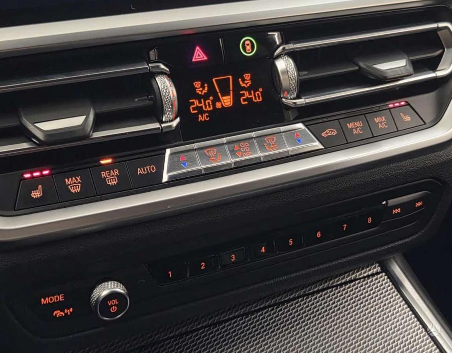 Black BMW 320 2020 in Marijampole, with an engine capacity of 2.00 L and mileage of 274 thousand km for 17750 €, photo 32 on AUTOMOTO.COM.LV