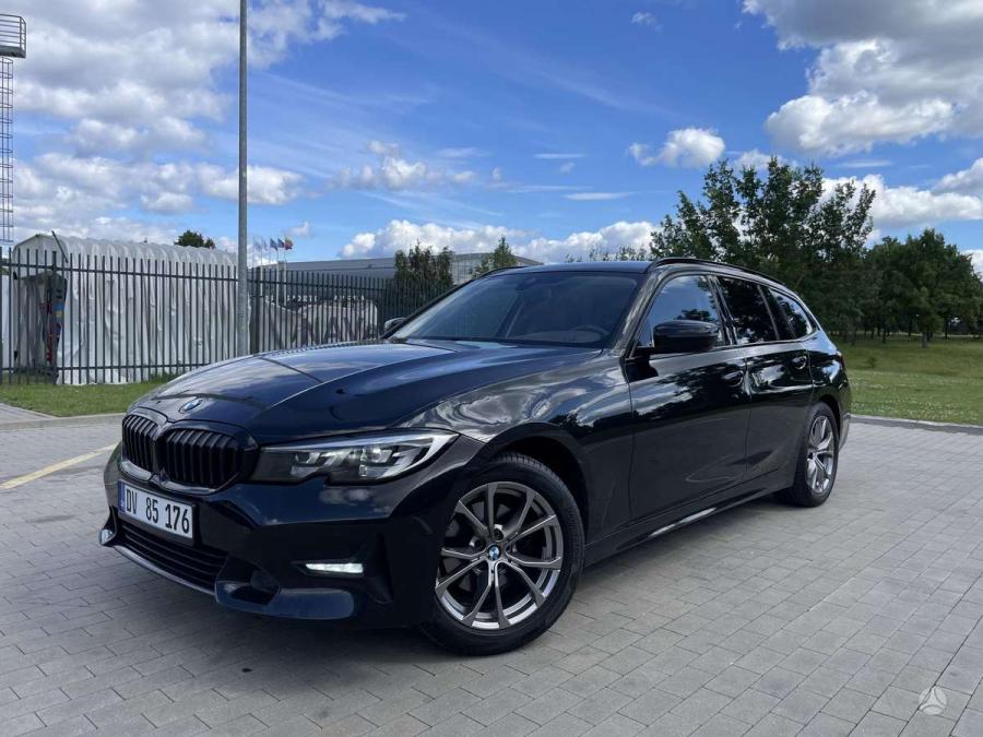 Black BMW 320 2020 in Jonava, with an engine capacity of 2.00 L and mileage of 246 thousand km for 16299 €, photo 1 on AUTOMOTO.COM.LV