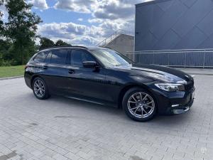 Black BMW 320 2020 in Jonava, with an engine capacity of 2.00 L and mileage of 246 thousand km for 16299 €, photo 9 on AUTOMOTO.COM.LV