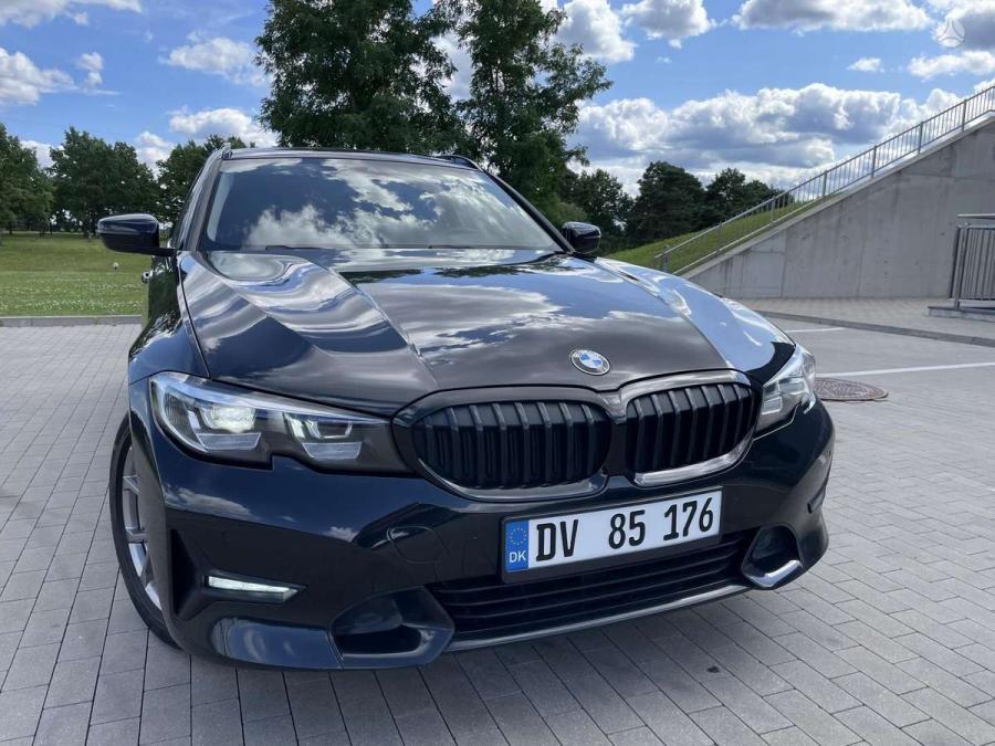 Black BMW 320 2020 in Jonava, with an engine capacity of 2.00 L and mileage of 246 thousand km for 16299 €, photo 10 on AUTOMOTO.COM.LV