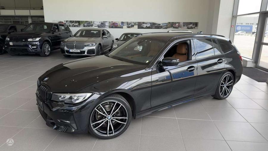 Melns BMW 320 2020 Marijampole, ar dzinēja tilpumu 2.00 L un nobraukumu 182 tūkst. km par 19999 €, foto 1 vietnē AUTOMOTO.COM.LV