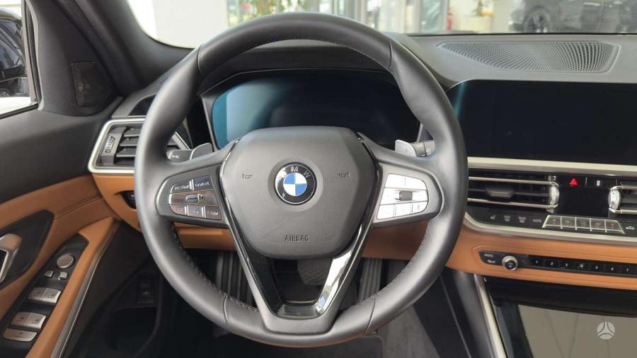 Melns BMW 320 2020 Marijampole, ar dzinēja tilpumu 2.00 L un nobraukumu 182 tūkst. km par 19999 €, foto 12 vietnē AUTOMOTO.COM.LV
