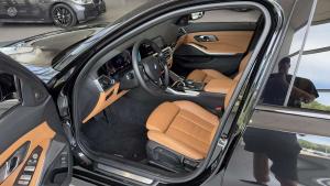 Melns BMW 320 2020 Marijampole, ar dzinēja tilpumu 2.00 L un nobraukumu 182 tūkst. km par 19999 €, foto 13 vietnē AUTOMOTO.COM.LV