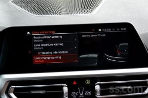 Melns BMW 320 2020 Tukums, ar dzinēja tilpumu 2.00 L un nobraukumu 177 tūkst. km par 21490 €, foto 18 vietnē AUTOMOTO.COM.LV