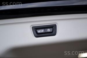Melns BMW 320 2020 Tukums, ar dzinēja tilpumu 2.00 L un nobraukumu 177 tūkst. km par 21490 €, foto 35 vietnē AUTOMOTO.COM.LV