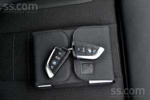 Melns BMW 320 2020 Tukums, ar dzinēja tilpumu 2.00 L un nobraukumu 177 tūkst. km par 21490 €, foto 36 vietnē AUTOMOTO.COM.LV