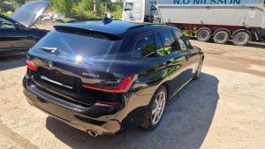 Black BMW 320 2020 in Kaunas, with an engine capacity of 2.00 L and mileage of 114 thousand km for 22990 €, photo 4 on AUTOMOTO.COM.LV