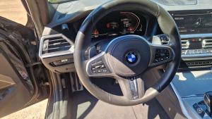 Black BMW 320 2020 in Kaunas, with an engine capacity of 2.00 L and mileage of 114 thousand km for 22990 €, photo 12 on AUTOMOTO.COM.LV