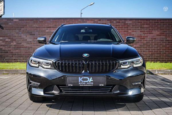 Black BMW 320 2020 in Marijampole, with an engine capacity of 2.00 L and mileage of 108 thousand km for 17950 €, photo 2 on AUTOMOTO.COM.LV