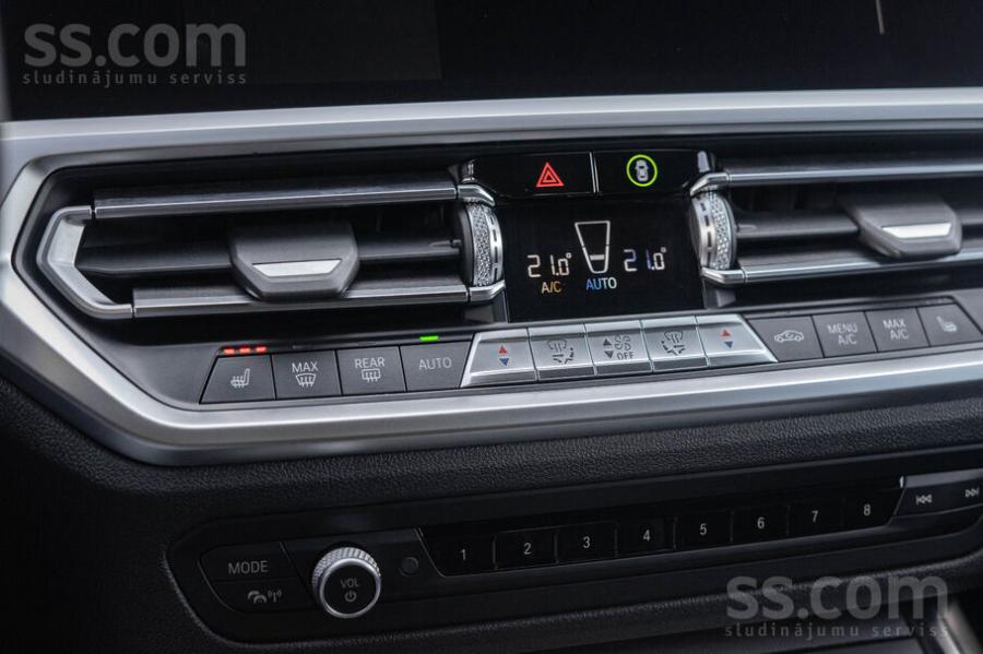 Black BMW 320 2020 in Riga, with an engine capacity of 2.00 L and mileage of 272 thousand km for 17550 €, photo 25 on AUTOMOTO.COM.LV