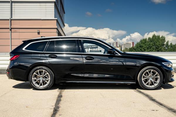 Melns BMW 320 2020 Rīga, ar dzinēja tilpumu 2.00 L un nobraukumu 272 tūkst. km par 17550 €, foto 7 vietnē AUTOMOTO.COM.LV