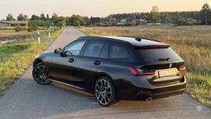 Black BMW 320 2020 in Panevezys, with an engine capacity of 2.00 L and mileage of 260 thousand km for 16499 €, photo 3 on AUTOMOTO.COM.LV