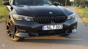 Black BMW 320 2020 in Panevezys, with an engine capacity of 2.00 L and mileage of 260 thousand km for 16499 €, photo 7 on AUTOMOTO.COM.LV