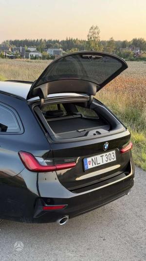 Black BMW 320 2020 in Panevezys, with an engine capacity of 2.00 L and mileage of 260 thousand km for 16499 €, photo 9 on AUTOMOTO.COM.LV