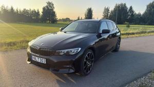 Black BMW 320 2020 in Panevezys, with an engine capacity of 2.00 L and mileage of 260 thousand km for 16499 €, photo 11 on AUTOMOTO.COM.LV