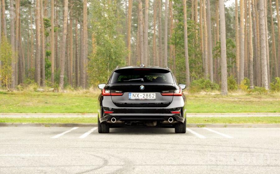 Melns BMW 320 2020 Rīga, ar dzinēja tilpumu 2.00 L un nobraukumu 224 tūkst. km par 16490 €, foto 7 vietnē AUTOMOTO.COM.LV