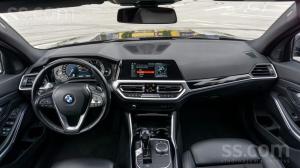 Melns BMW 320 2020 Rīga, ar dzinēja tilpumu 2.00 L un nobraukumu 224 tūkst. km par 16490 €, foto 12 vietnē AUTOMOTO.COM.LV
