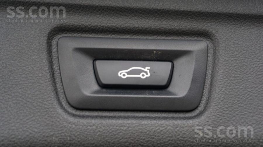 Melns BMW 320 2020 Rīga, ar dzinēja tilpumu 2.00 L un nobraukumu 224 tūkst. km par 16490 €, foto 31 vietnē AUTOMOTO.COM.LV