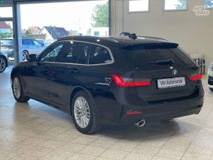 Black BMW 320 2021 in Kaunas, with an engine capacity of 2.00 L and mileage of 98 thousand km for 28496 €, photo 6 on AUTOMOTO.COM.LV