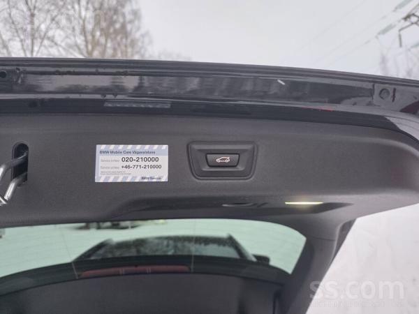 Black BMW 320 2021 in Riga, with an engine capacity of 2.00 L and mileage of 125 thousand km for 25500 €, photo 9 on AUTOMOTO.COM.LV