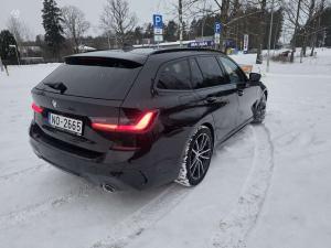 Black BMW 320 2021 in Riga, with an engine capacity of 0.00 L and mileage of 125 thousand km for 25500 €, photo 7 on AUTOMOTO.COM.LV