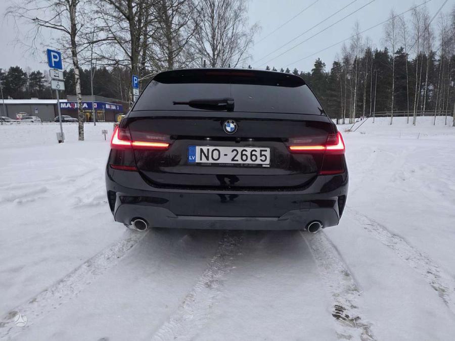 Black BMW 320 2021 in Riga, with an engine capacity of 0.00 L and mileage of 125 thousand km for 25500 €, photo 8 on AUTOMOTO.COM.LV