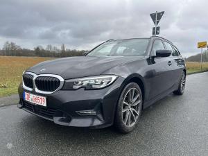 Melns BMW 320 2021 Marijampole, ar dzinēja tilpumu 2.00 L un nobraukumu 223 tūkst. km par 17950 €, foto  vietnē AUTOMOTO.COM.LV
