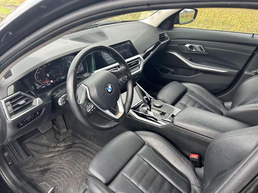 Melns BMW 320 2021 Marijampole, ar dzinēja tilpumu 2.00 L un nobraukumu 223 tūkst. km par 17950 €, foto 6 vietnē AUTOMOTO.COM.LV