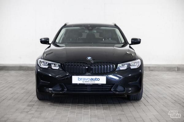 Melns BMW 320 2021 Viļņa, ar dzinēja tilpumu 2.00 L un nobraukumu 137 tūkst. km par 21521 €, foto 2 vietnē AUTOMOTO.COM.LV