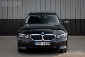 Black BMW 320 2021 in Talsi, with an engine capacity of 2.00 L and mileage of 220 thousand km for 17750 €, photo 3 on AUTOMOTO.COM.LV