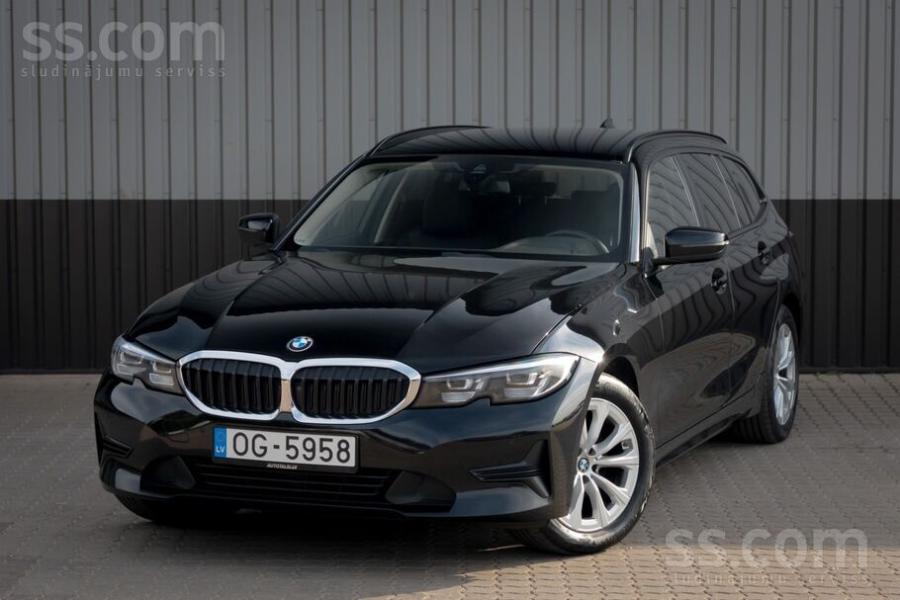 Black BMW 320 2021 in Talsi, with an engine capacity of 2.00 L and mileage of 220 thousand km for 17750 €, photo 4 on AUTOMOTO.COM.LV