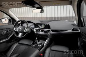Black BMW 320 2021 in Talsi, with an engine capacity of 2.00 L and mileage of 220 thousand km for 17750 €, photo 9 on AUTOMOTO.COM.LV