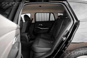Black BMW 320 2021 in Talsi, with an engine capacity of 2.00 L and mileage of 220 thousand km for 17750 €, photo 11 on AUTOMOTO.COM.LV