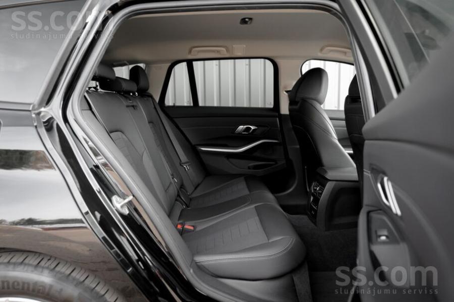 Black BMW 320 2021 in Talsi, with an engine capacity of 2.00 L and mileage of 220 thousand km for 17750 €, photo 12 on AUTOMOTO.COM.LV