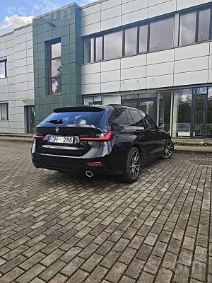 Black BMW 320 2021 in Tukums, with an engine capacity of 2.00 L and mileage of 161 thousand km for 22500 €, photo 4 on AUTOMOTO.COM.LV
