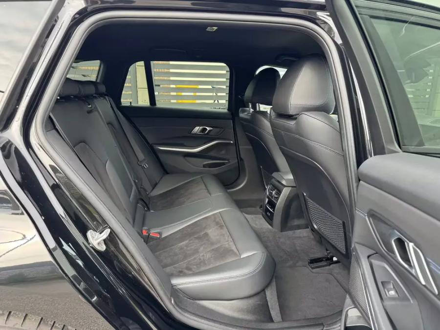 Melns BMW 320 2021 Jelgava, ar dzinēja tilpumu 2.00 L un nobraukumu 220 tūkst. km par 21800 €, foto 11 vietnē AUTOMOTO.COM.LV