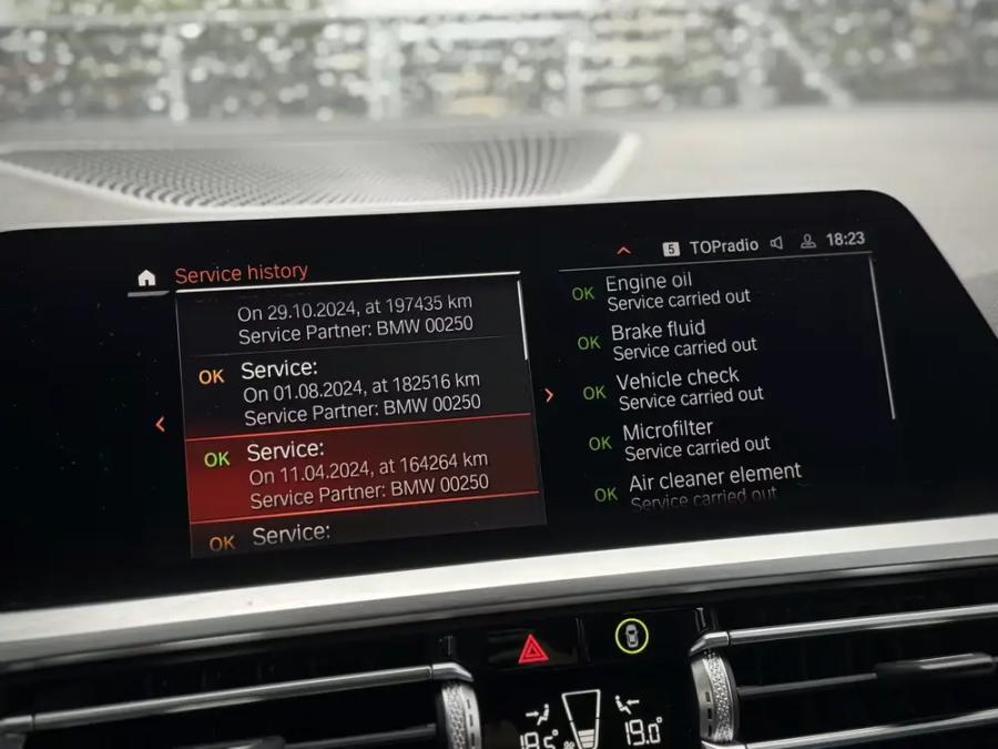 Melns BMW 320 2021 Jelgava, ar dzinēja tilpumu 2.00 L un nobraukumu 220 tūkst. km par 21800 €, foto 19 vietnē AUTOMOTO.COM.LV