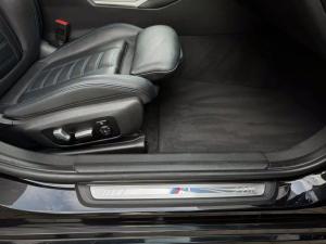 Black BMW 320 2021 in Riga, with an engine capacity of 2.00 L and mileage of 158 thousand km for 21900 €, photo 25 on AUTOMOTO.COM.LV