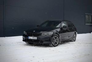 Melns BMW 320 2021 Rīga, ar dzinēja tilpumu 2.00 L un nobraukumu 143 tūkst. km par 23495 €, foto  vietnē AUTOMOTO.COM.LV