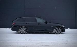 Melns BMW 320 2021 Rīga, ar dzinēja tilpumu 2.00 L un nobraukumu 143 tūkst. km par 23495 €, foto 6 vietnē AUTOMOTO.COM.LV