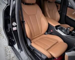Melns BMW 320 2021 Rīga, ar dzinēja tilpumu 2.00 L un nobraukumu 143 tūkst. km par 23495 €, foto 13 vietnē AUTOMOTO.COM.LV