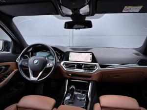 Melns BMW 320 2021 Rīga, ar dzinēja tilpumu 2.00 L un nobraukumu 143 tūkst. km par 23495 €, foto 14 vietnē AUTOMOTO.COM.LV