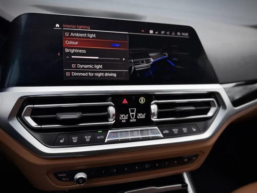 Melns BMW 320 2021 Rīga, ar dzinēja tilpumu 2.00 L un nobraukumu 143 tūkst. km par 23495 €, foto 24 vietnē AUTOMOTO.COM.LV