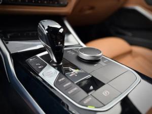 Melns BMW 320 2021 Rīga, ar dzinēja tilpumu 2.00 L un nobraukumu 143 tūkst. km par 23495 €, foto 25 vietnē AUTOMOTO.COM.LV