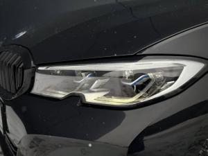 Melns BMW 320 2021 Rīga, ar dzinēja tilpumu 2.00 L un nobraukumu 143 tūkst. km par 23495 €, foto 28 vietnē AUTOMOTO.COM.LV