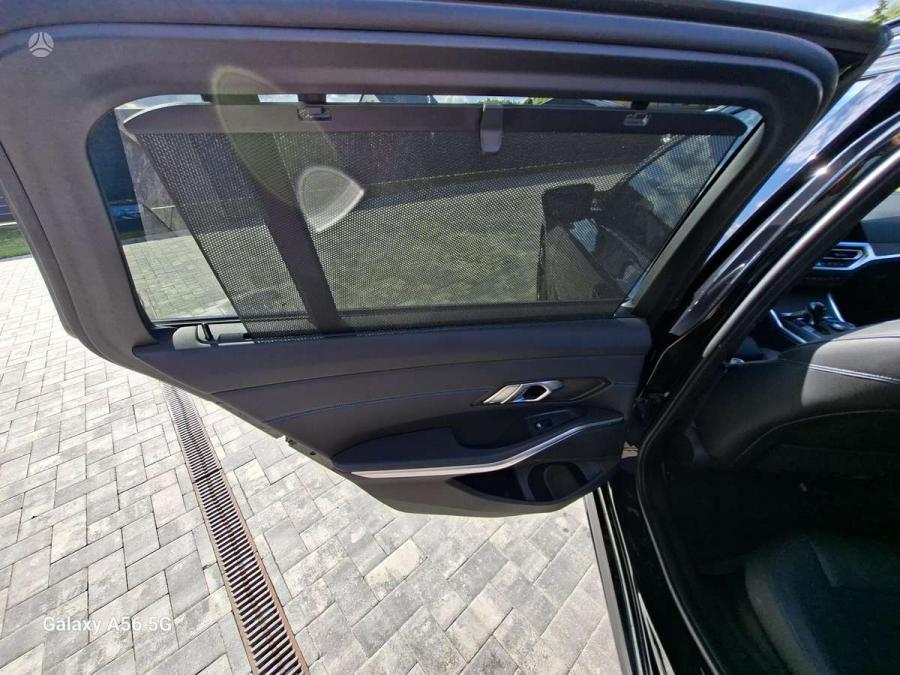Melns BMW 320 2021 Kauņa, ar dzinēja tilpumu 2.00 L un nobraukumu 269 tūkst. km par 18700 €, foto 24 vietnē AUTOMOTO.COM.LV