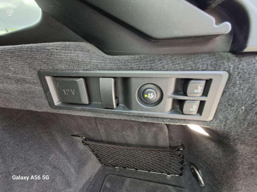 Melns BMW 320 2021 Kauņa, ar dzinēja tilpumu 2.00 L un nobraukumu 269 tūkst. km par 18700 €, foto 26 vietnē AUTOMOTO.COM.LV
